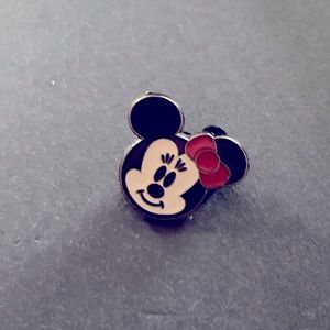 Disney | Other | Disney Pin Minnie Mouse Pin | Poshmark